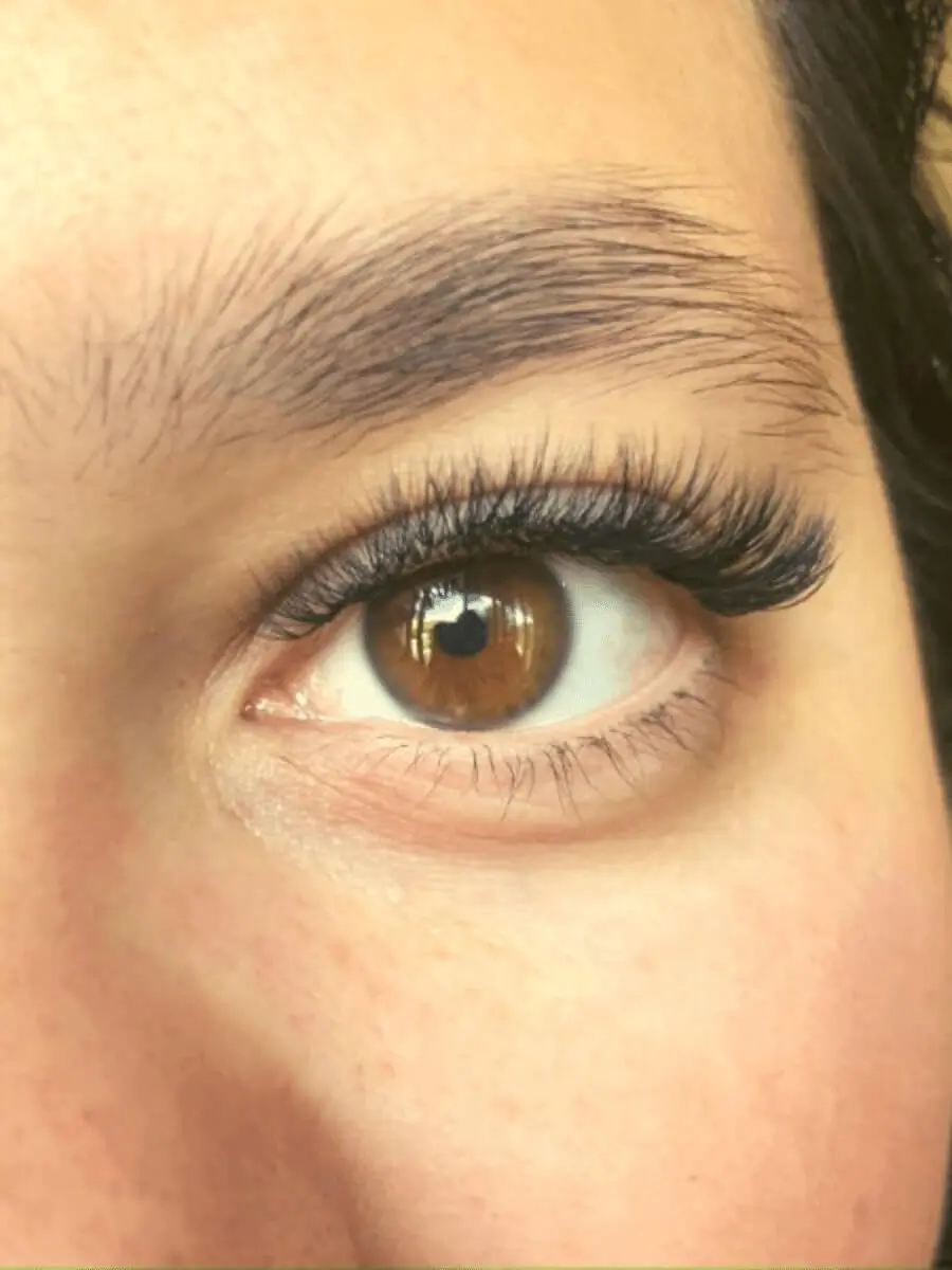 Lashes | Estie Co!